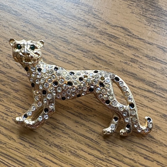 Jewelry | Gold Leopard Brooch With Rhinestones | Poshmark